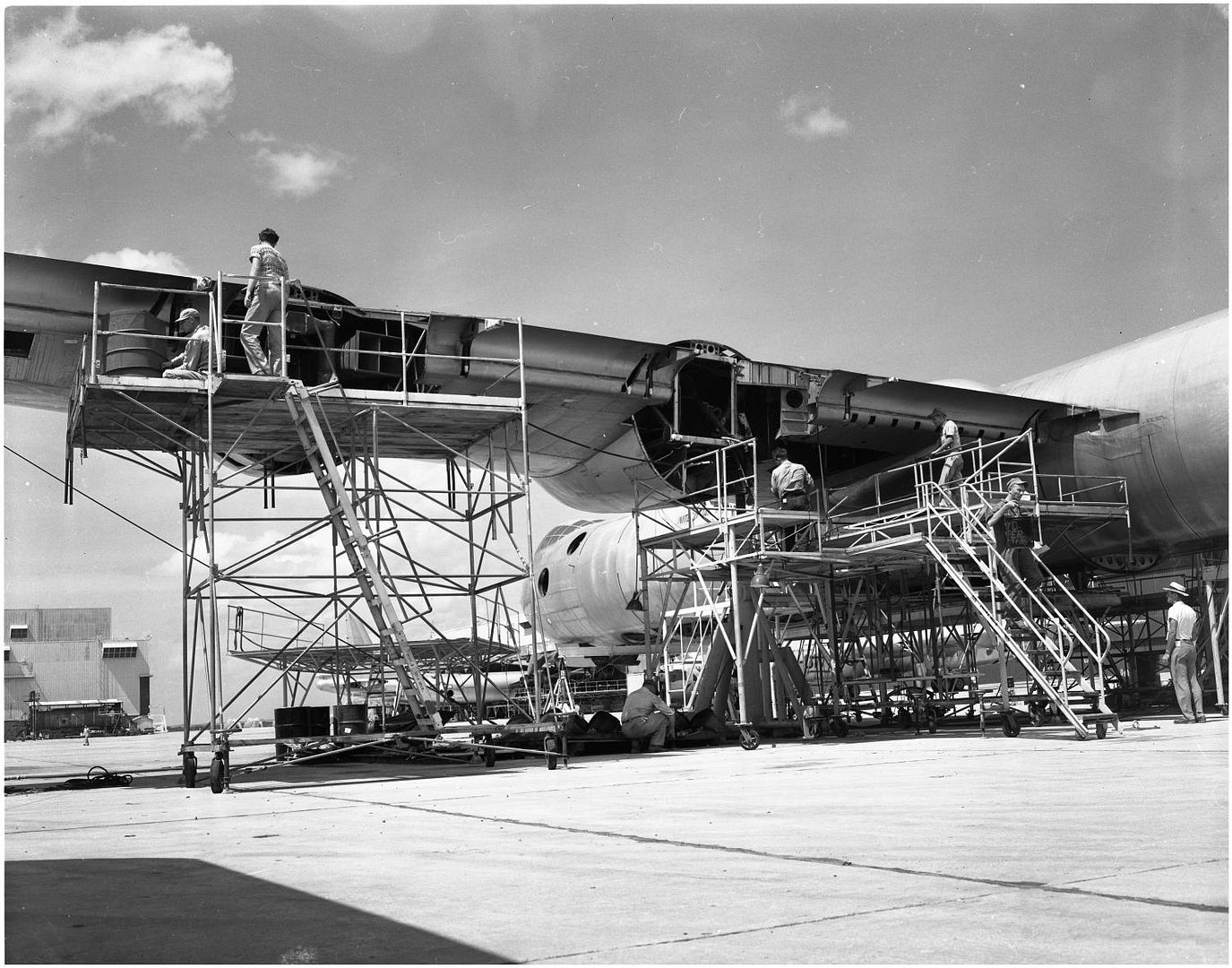 Convair B-36 Family / USAAF / USN Library / Forums - Axis and Allies ...