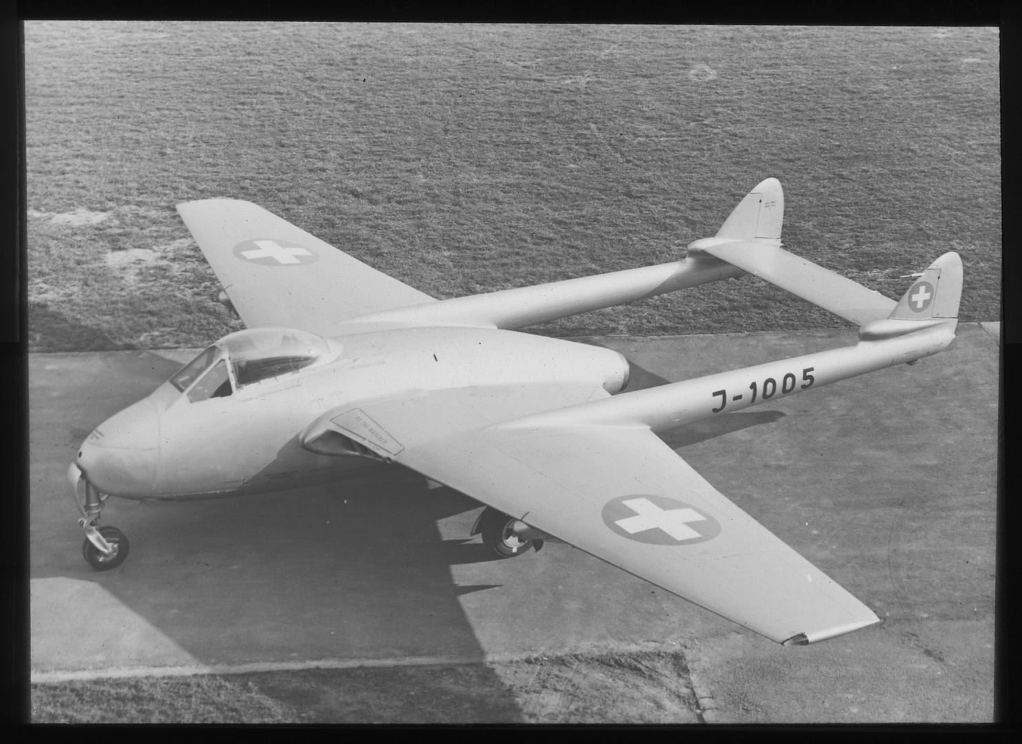 de Havilland Vampire / RAF Library / Forums - Axis and Allies Paintworks