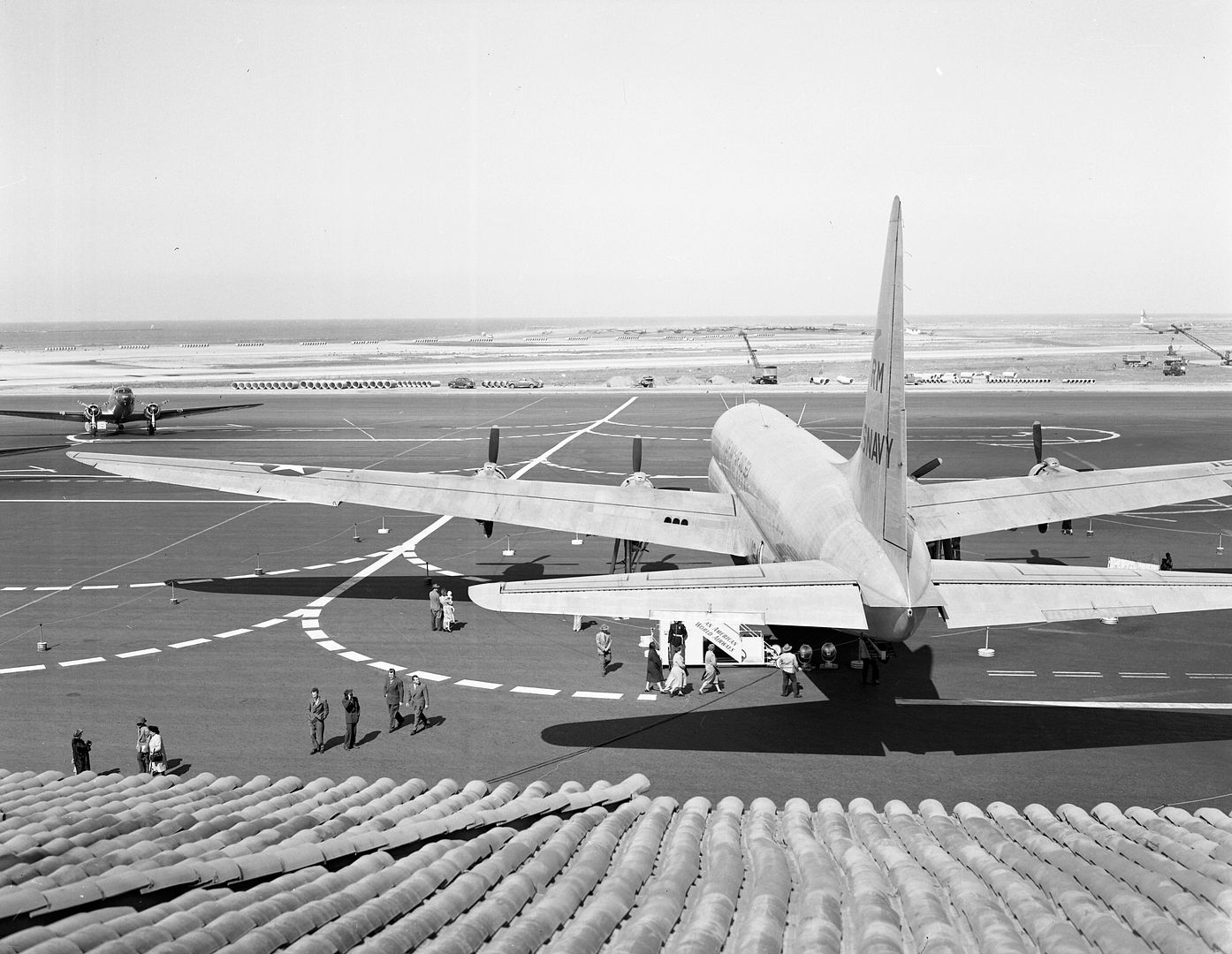 Lockheed R6V Constitution / USAAF / USN Library / Forums - Axis and ...