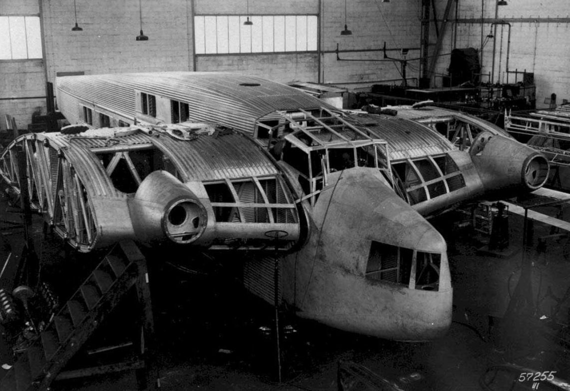 Junkers G.38 / Luftwaffe Library / Forums - Axis and Allies Paintworks