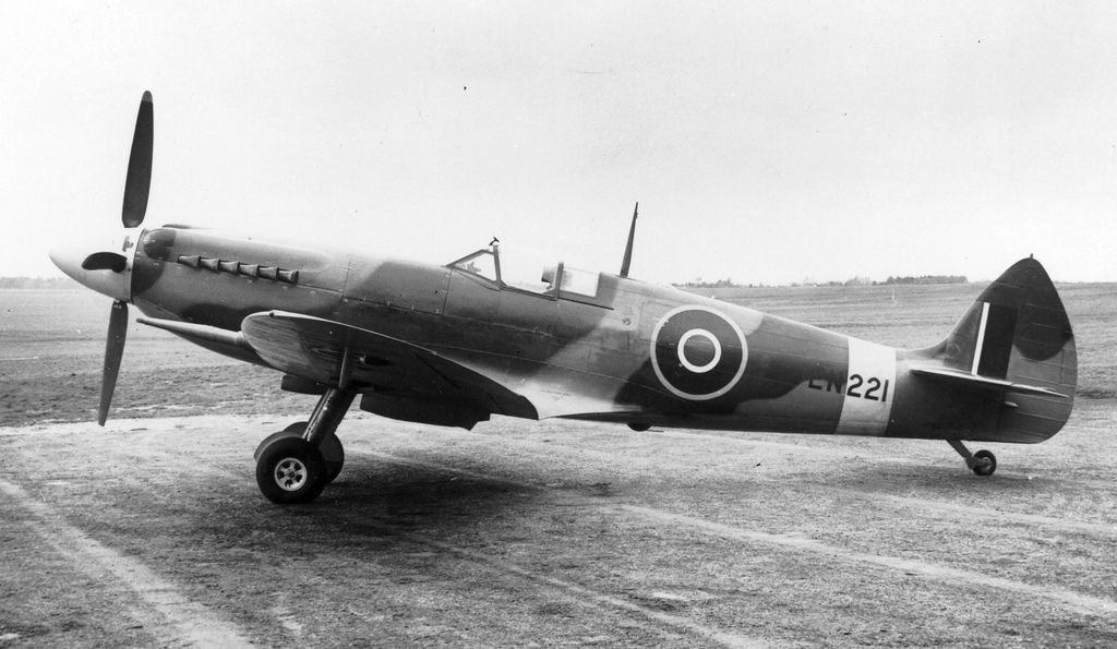 Supermarine Spitfire Mk IV DP845 (Later Mk XX, and Mk XII) / RAF ...