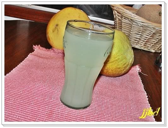 Bloggang.com : jjbd : น้ำส้มโอ Fresh Pummelo Juice