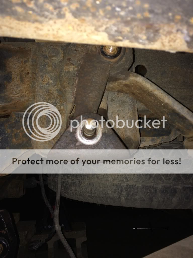 Finally replacing leaf spring packs... Bolt issue | Chevy Silverado and ...